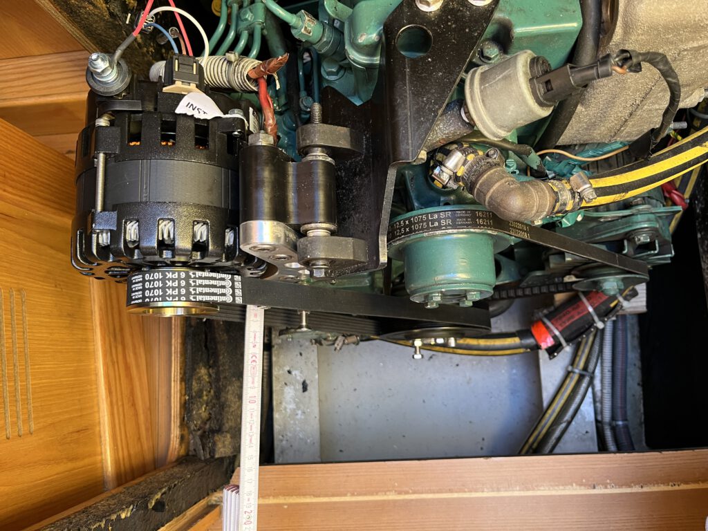 Installing a Balmar Alternator and Wakespeed Regulator on My Aluminum ...